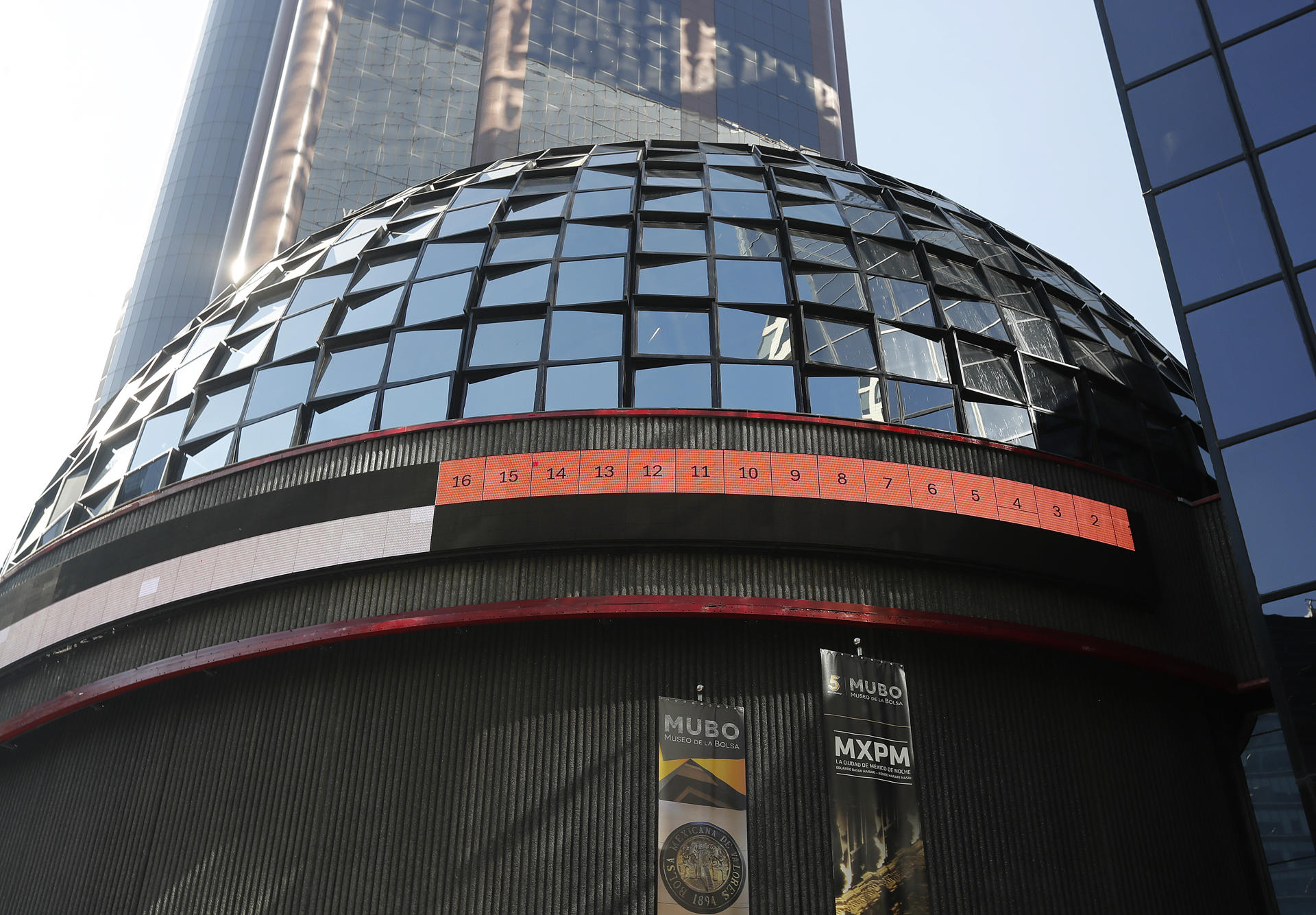Bolsa mexicana cae 0,11 % y encadena tres sesiones a la baja – La ...