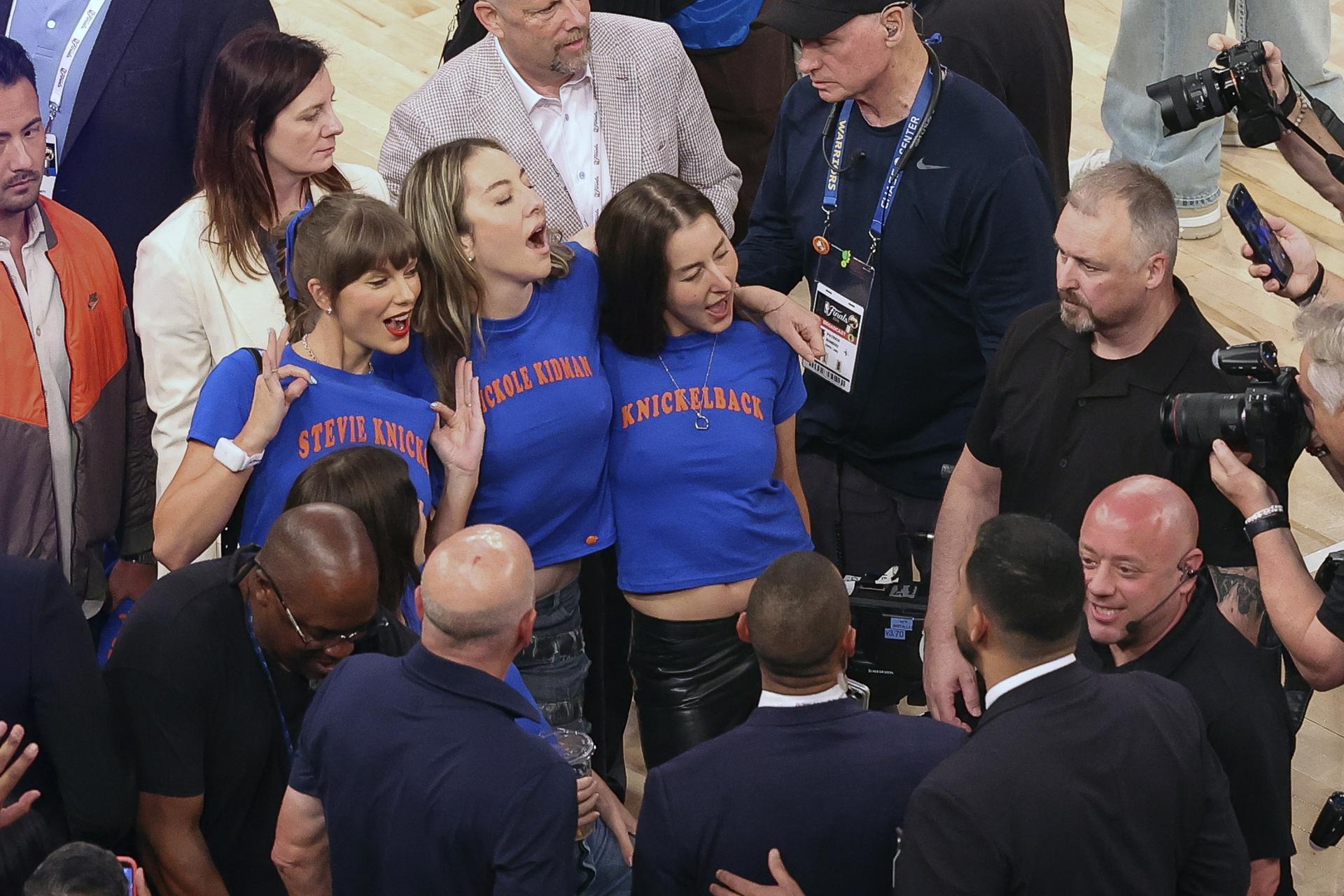 Taylor Swift y la ‘fila de los famosos’ animan a los Knicks en las ...